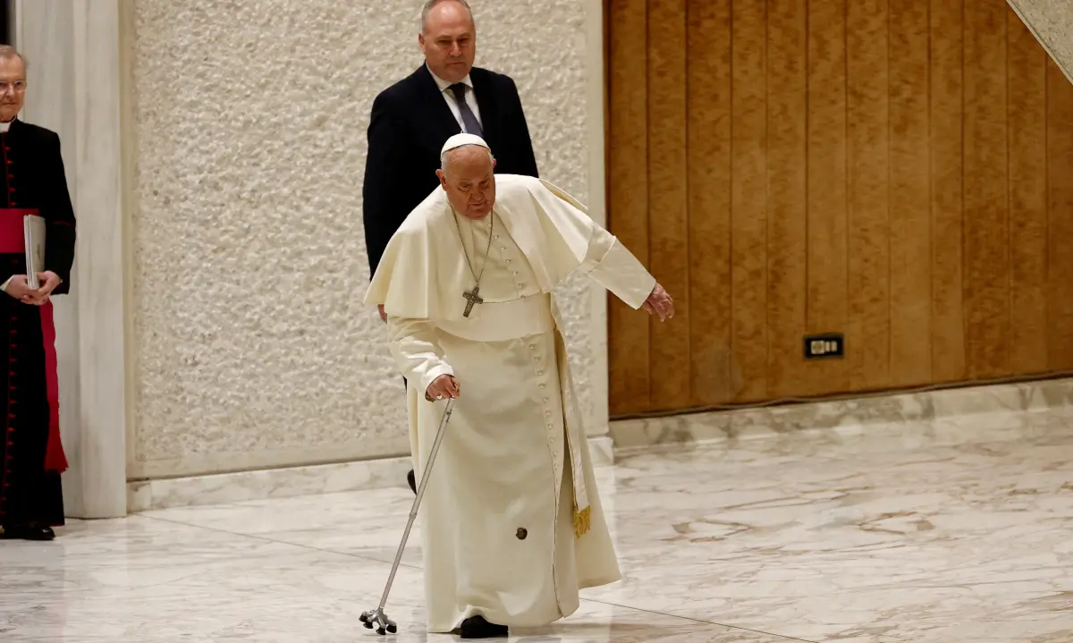 Pope Francis Stumbles as Walking Stick Breaks During Vatican Audience ...